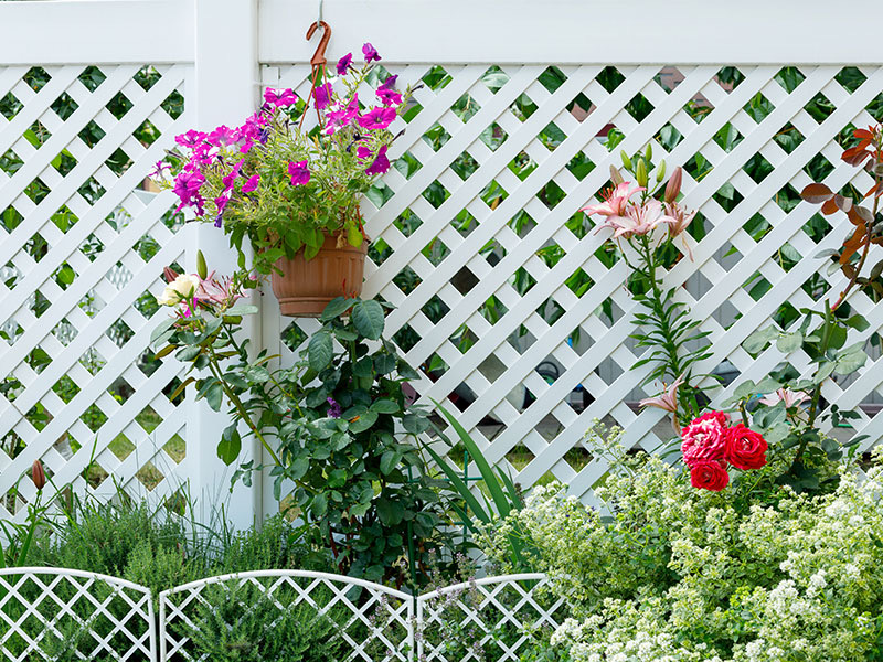 DIY Vinyl Fence - Maner Fence & Installed Sales